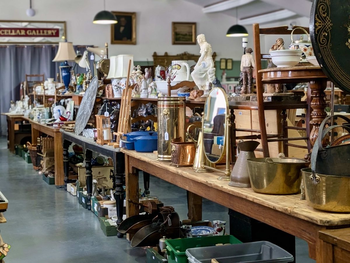 Churchill Auctioneers | Auctions | Antiques | Valuations | Oxfordshire